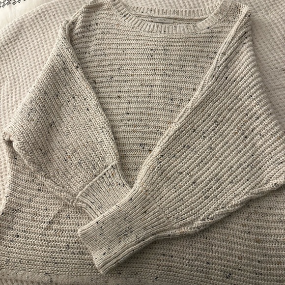 Cupio | Sweaters | Cupio Cream Speckled Sweater | Poshmark